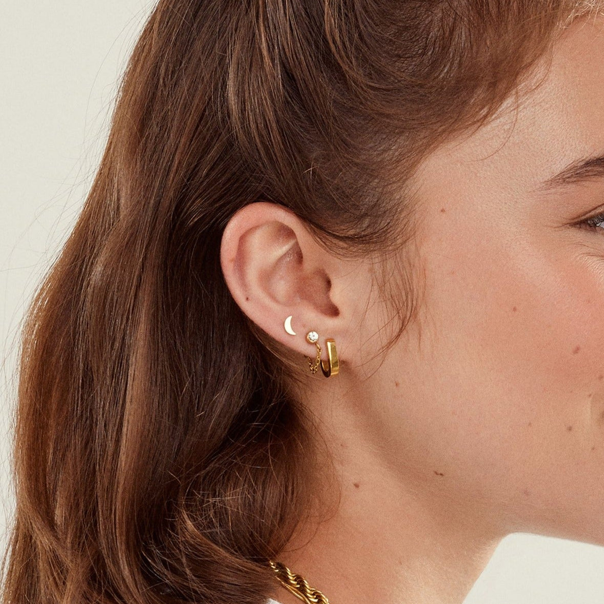 Tini Lux Hypoallergenic Titanium Small Oval Huggies | Mini Trendsetter Hoops